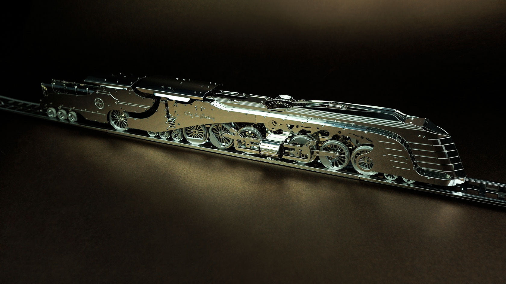 DAZZLING STEAMLINER – Time for Machine store